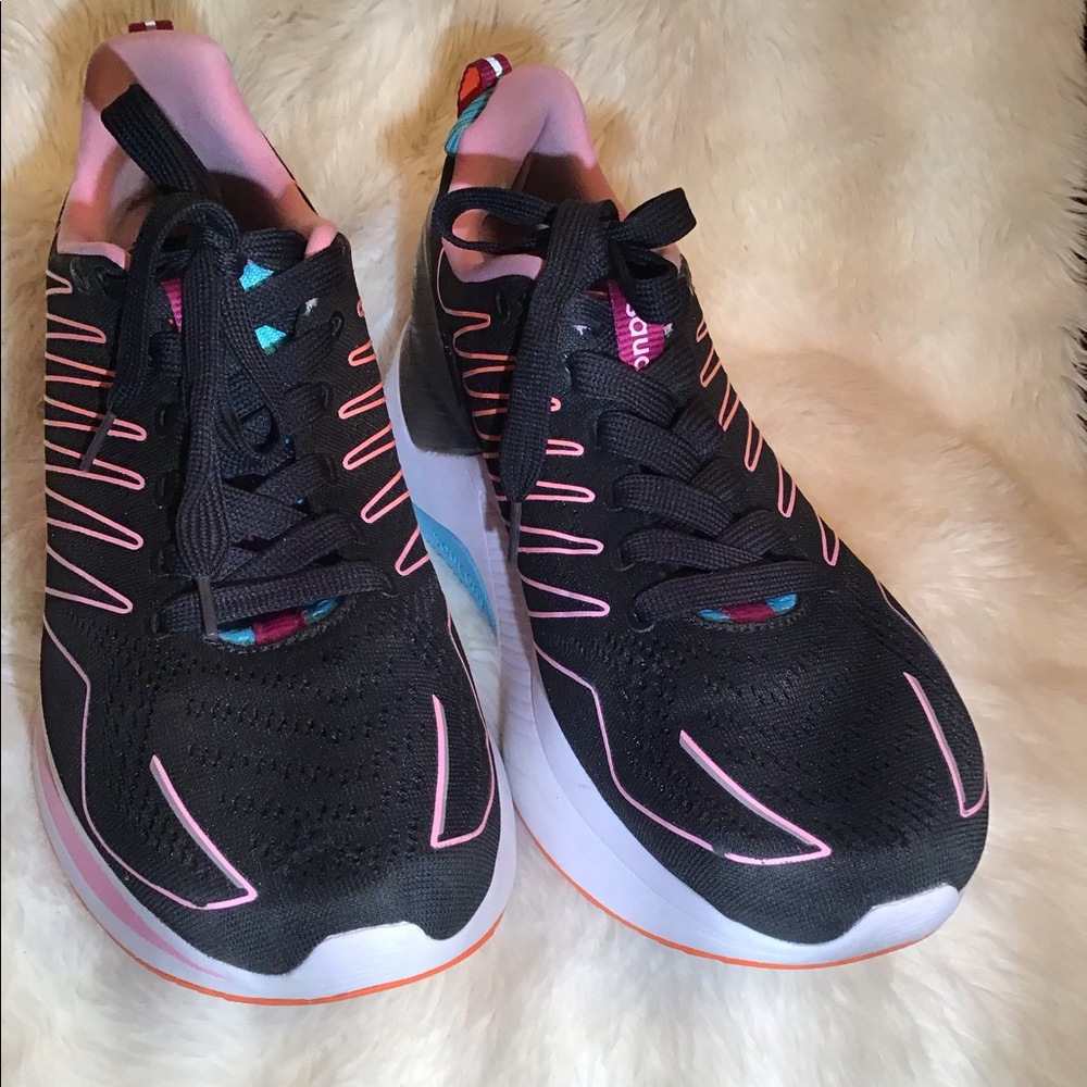 Saucony Endorphin Pwrrun Speedroll Technology Sneaker… - Gem